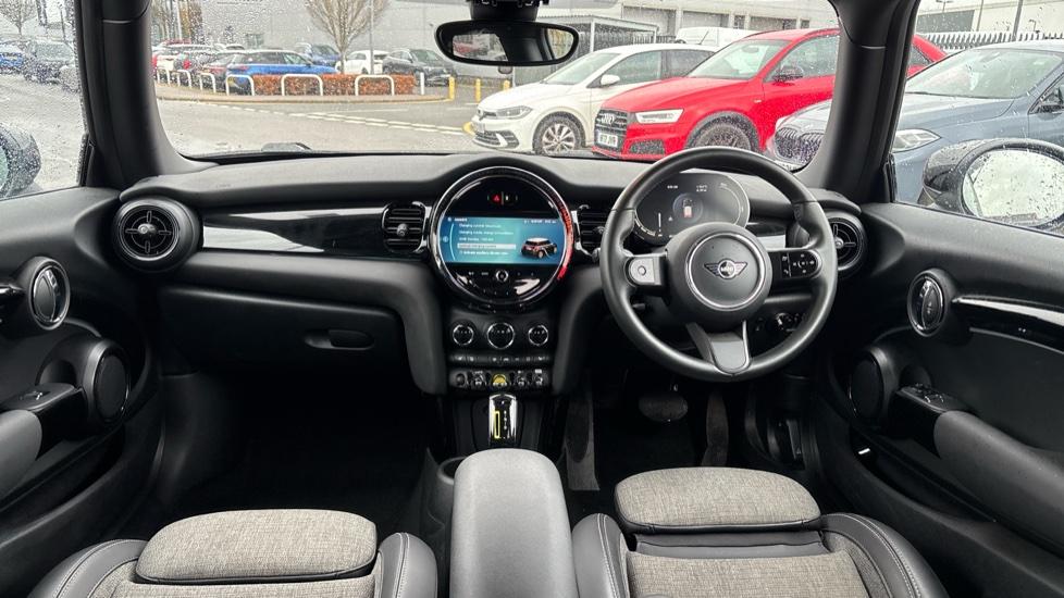 Used 2022 BLACK MINI Hatchback 135kW Cooper S Level 2 33kWh 3dr Auto ...