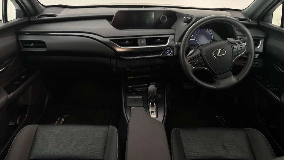 Used 2021 SILVER Lexus UX 300e 150kW 54.3 kWh 5dr E-CVT, 18,306 miles ...